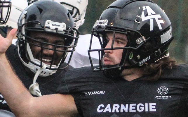 Football Teammates Share Their Overseas Experience - Play Overseas